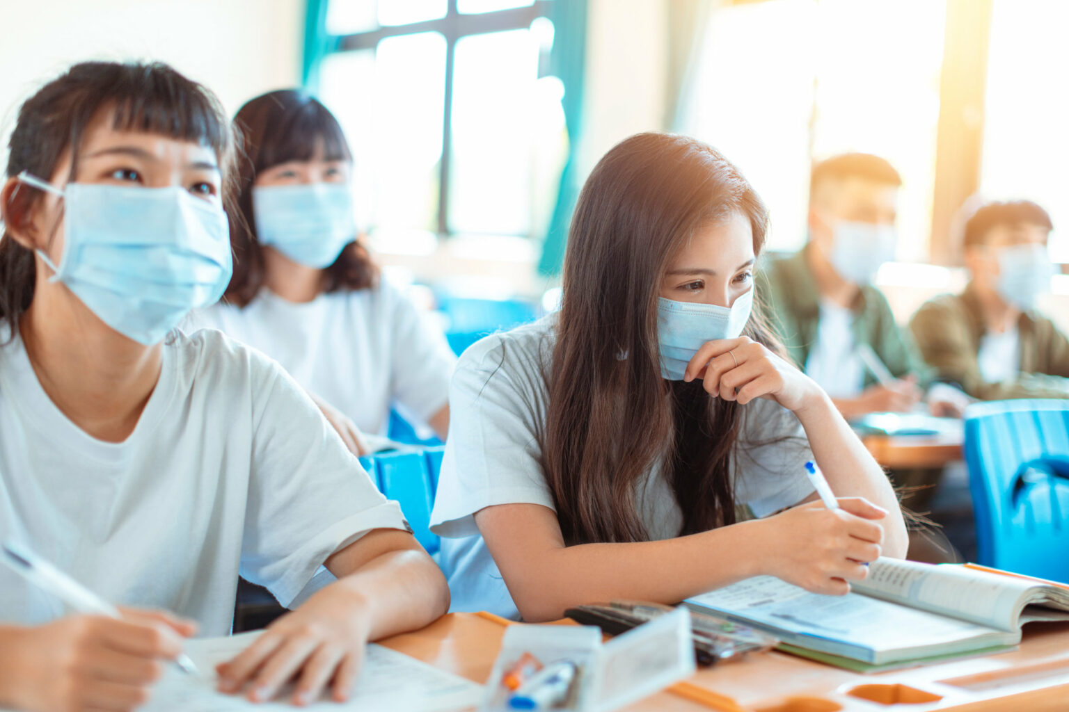 China offers support to 10.76 million graduates entering workforce ...