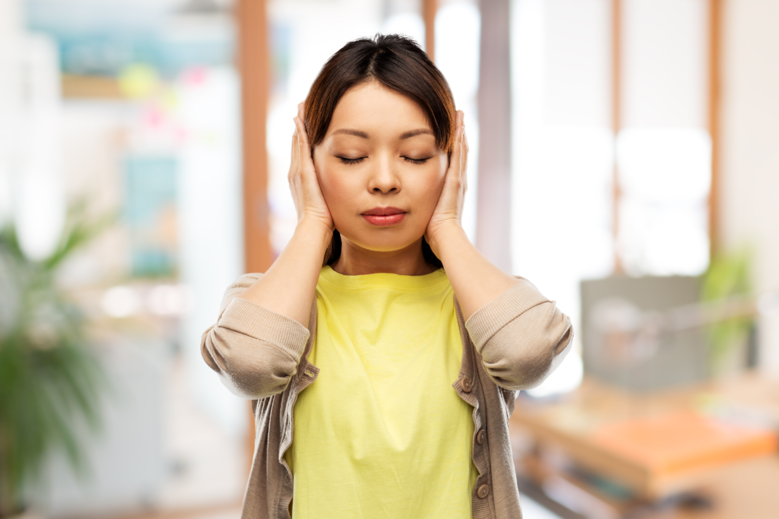 Moderate office noise in the office increases employee wellbeing - HRM Asia