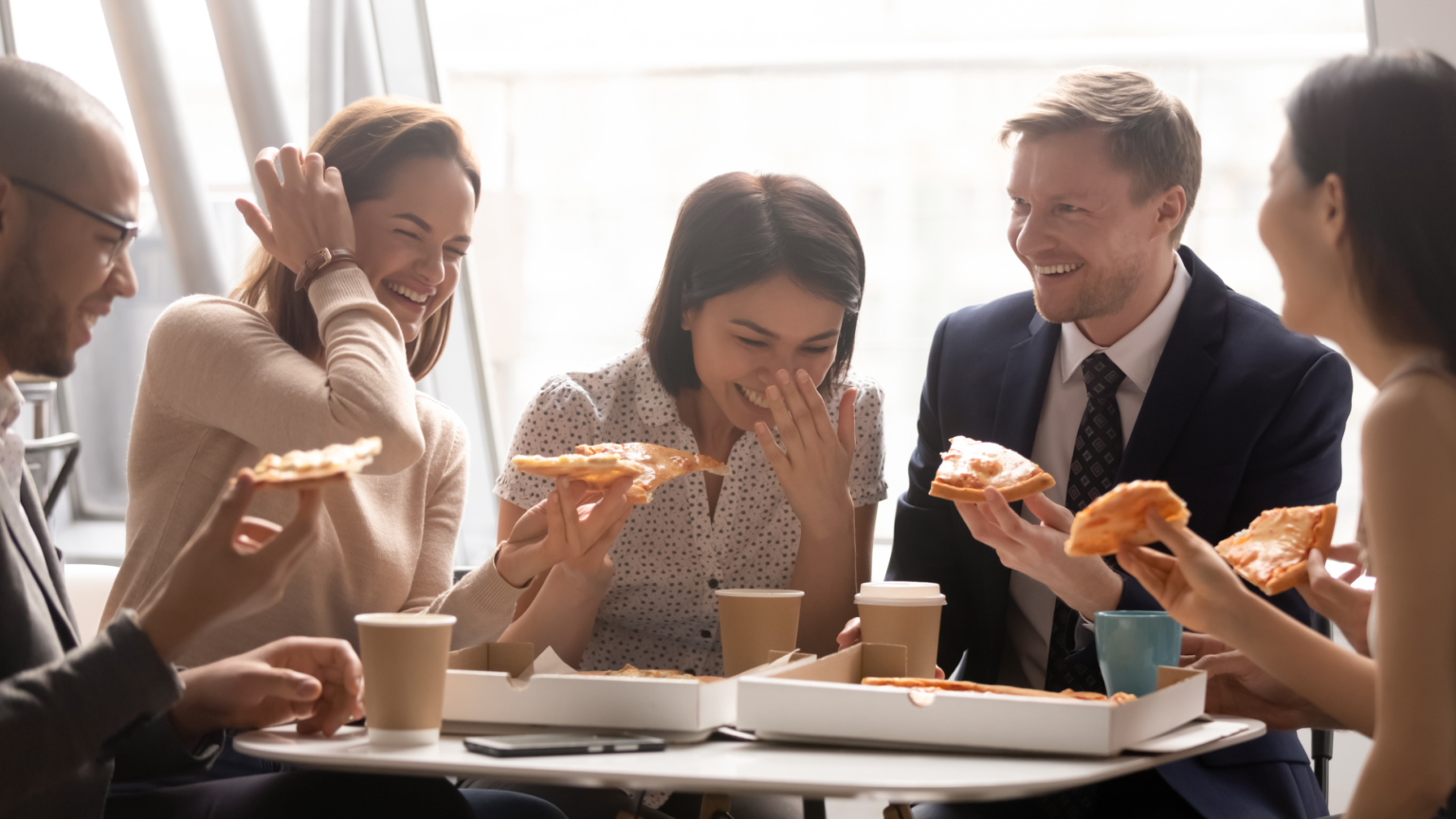 More employees in Australia ditching lunch breaks - HRM Asia